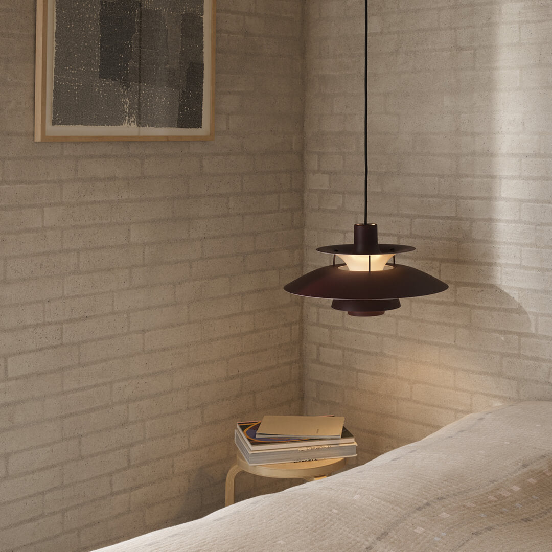 PH 5 モノクローム・バーガンディー ペンダントライト Louis Poulsen ルイスポールセン 正規品｜LaVita 住まいの照明 ラ ...